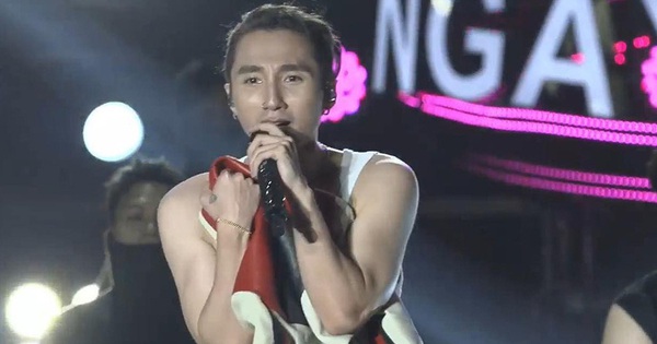 Sơn Tùng cởi áo định tặng fan Hà Nội nhưng vội 'quay xe' vì trời rét