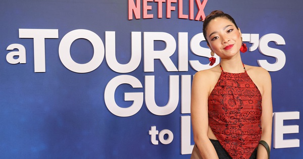 Quinn Trúc Trần nổi bật trong ngày hội ngộ dàn diễn viên A Tourist's ...