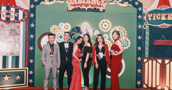 Teen THPT Lê Quý Đôn tự tin là chính mình trong đêm prom