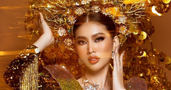 Cận cảnh bộ quốc phục nặng gần 30kg của Ngọc Thảo tại Miss Grand